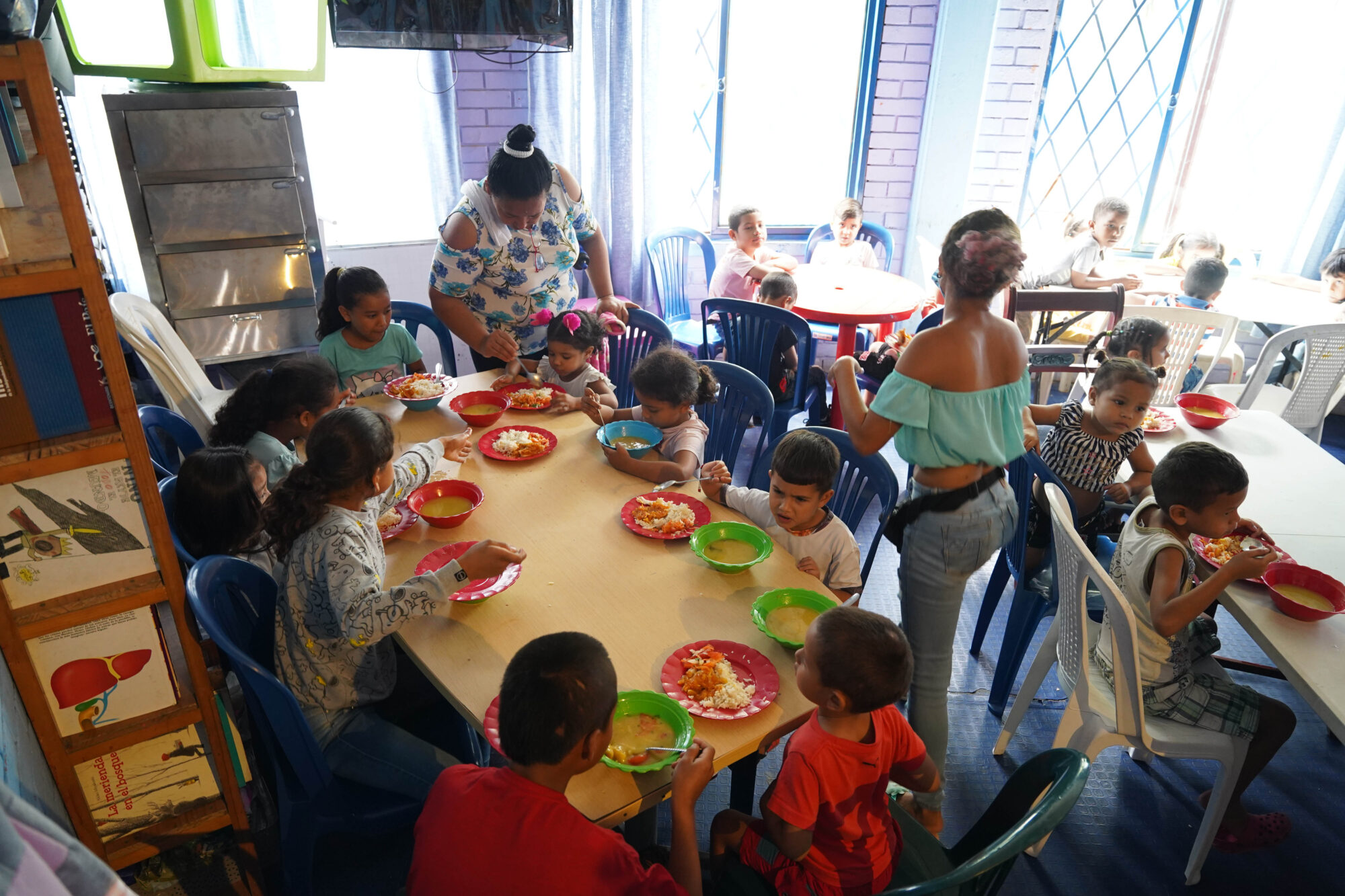 De ollas a comedores comunitarios